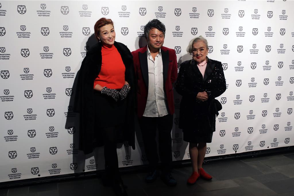 The actors all took off their clothes! Lining up to show off their big ...